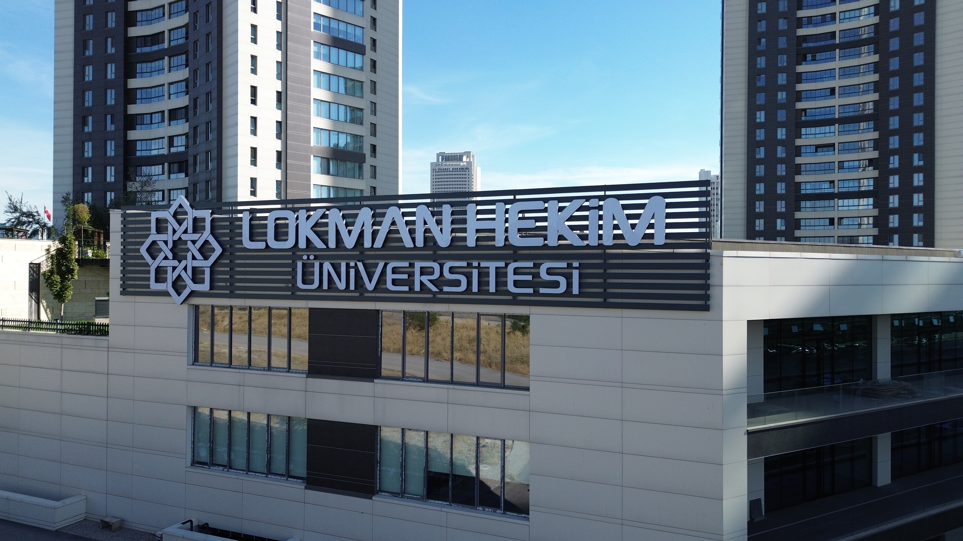 Lokman Hekim Üniversitesi İnglizce Yeterlik Sınavı